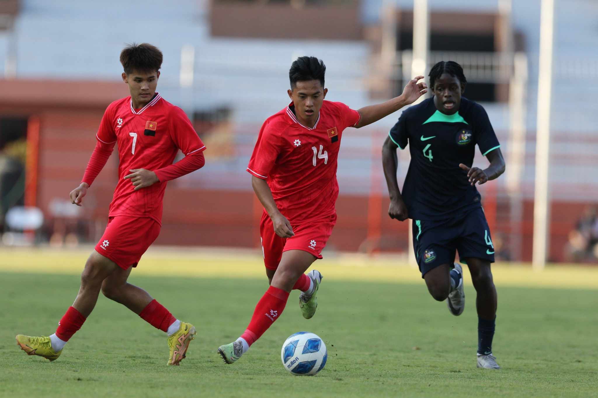 U19 Vietnam finds it difficult to dream of a miracle at the ASEAN U19 championship 2024 ...